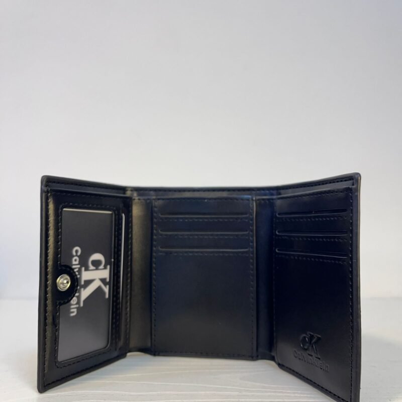 Tri-Fold Wallet – First Copy – zeusaccessories.com